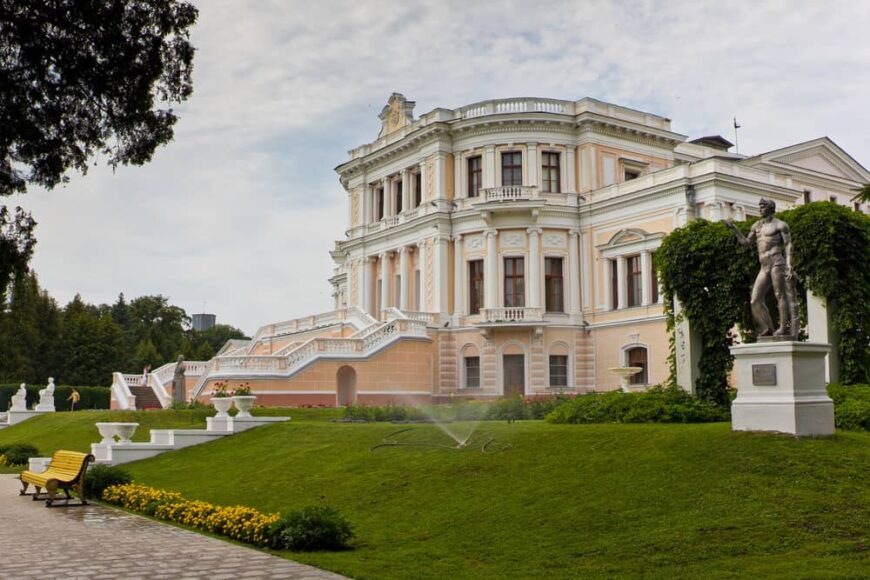 46 Magnificent Russian Palaces and Mansions (Photos) – Home Stratosphere