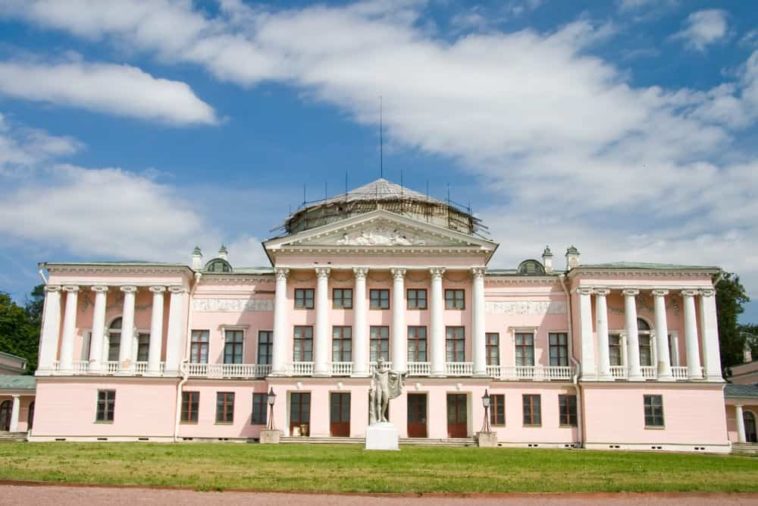 70 Best Russian Palaces and Mansions (Photos) - Home Stratosphere