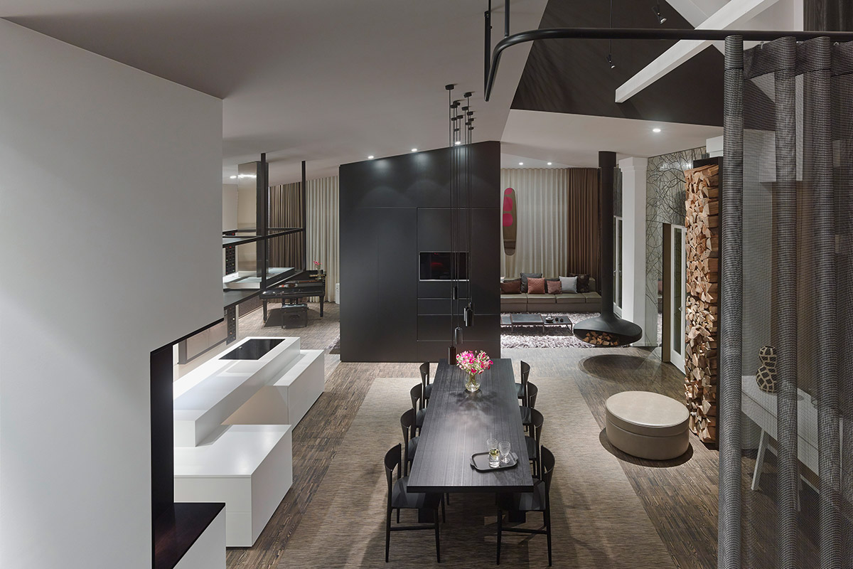 Soaring Modern Loft Interior Design by Ippolito Fleitz Group – Home ...
