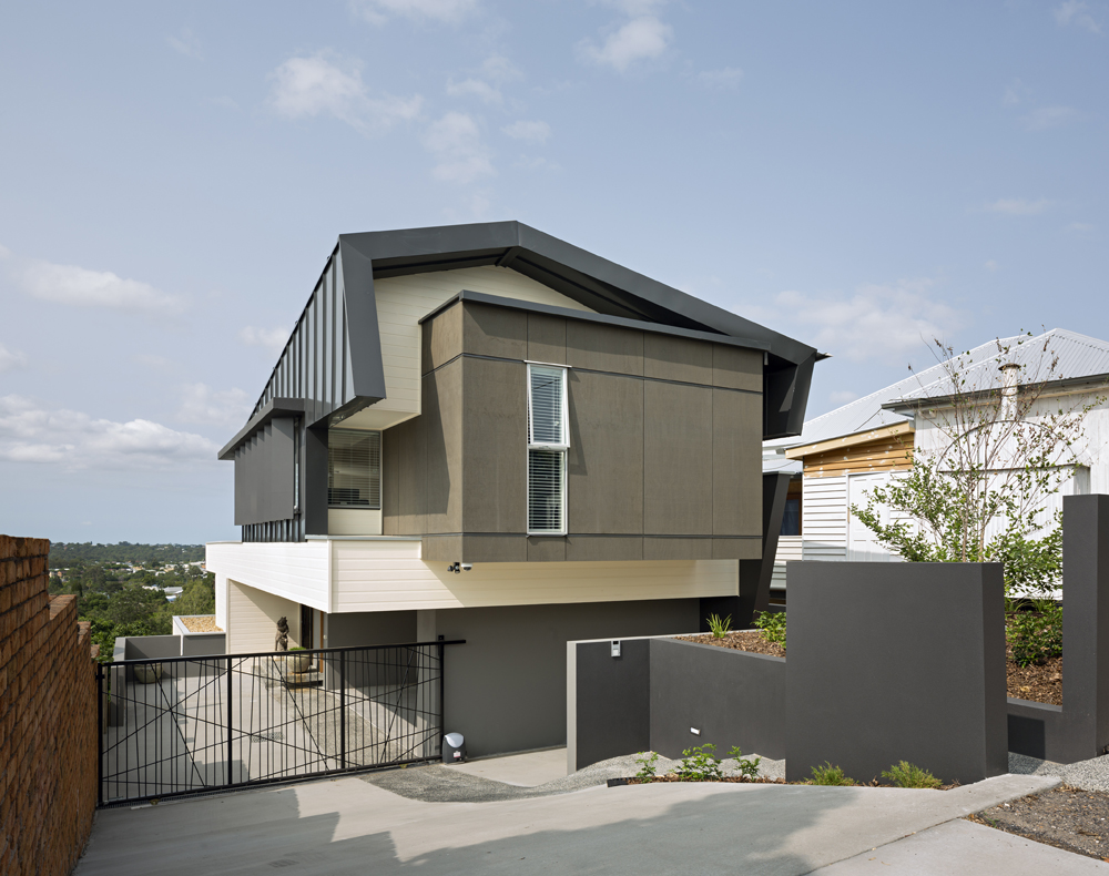 Base Architecture Designs Modern Hill-Side Home with Panoramic Views ...