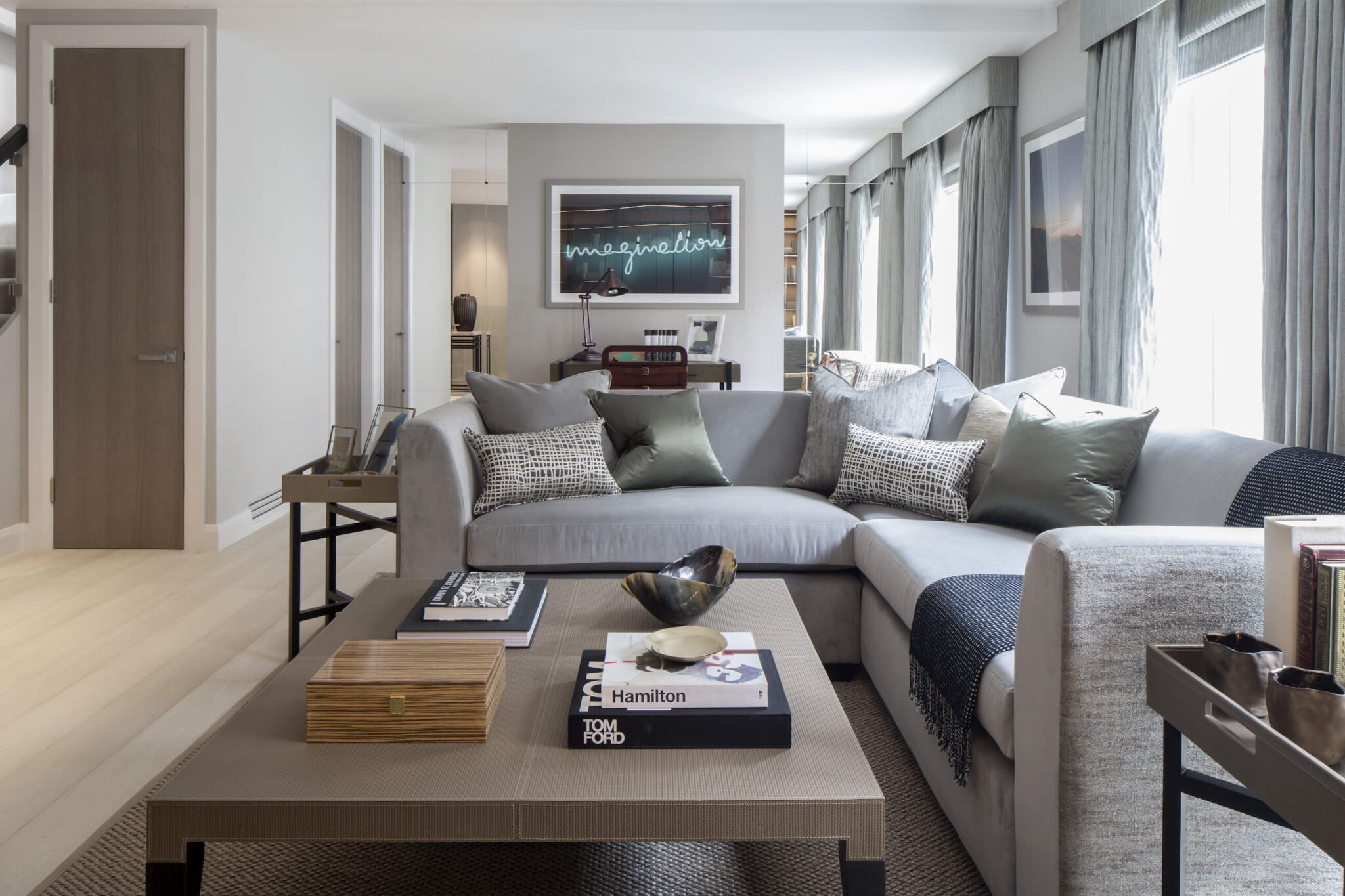 Roselind Wilson Design Creates Luxurious Contemporary 1,700 Sq Ft Flat ...