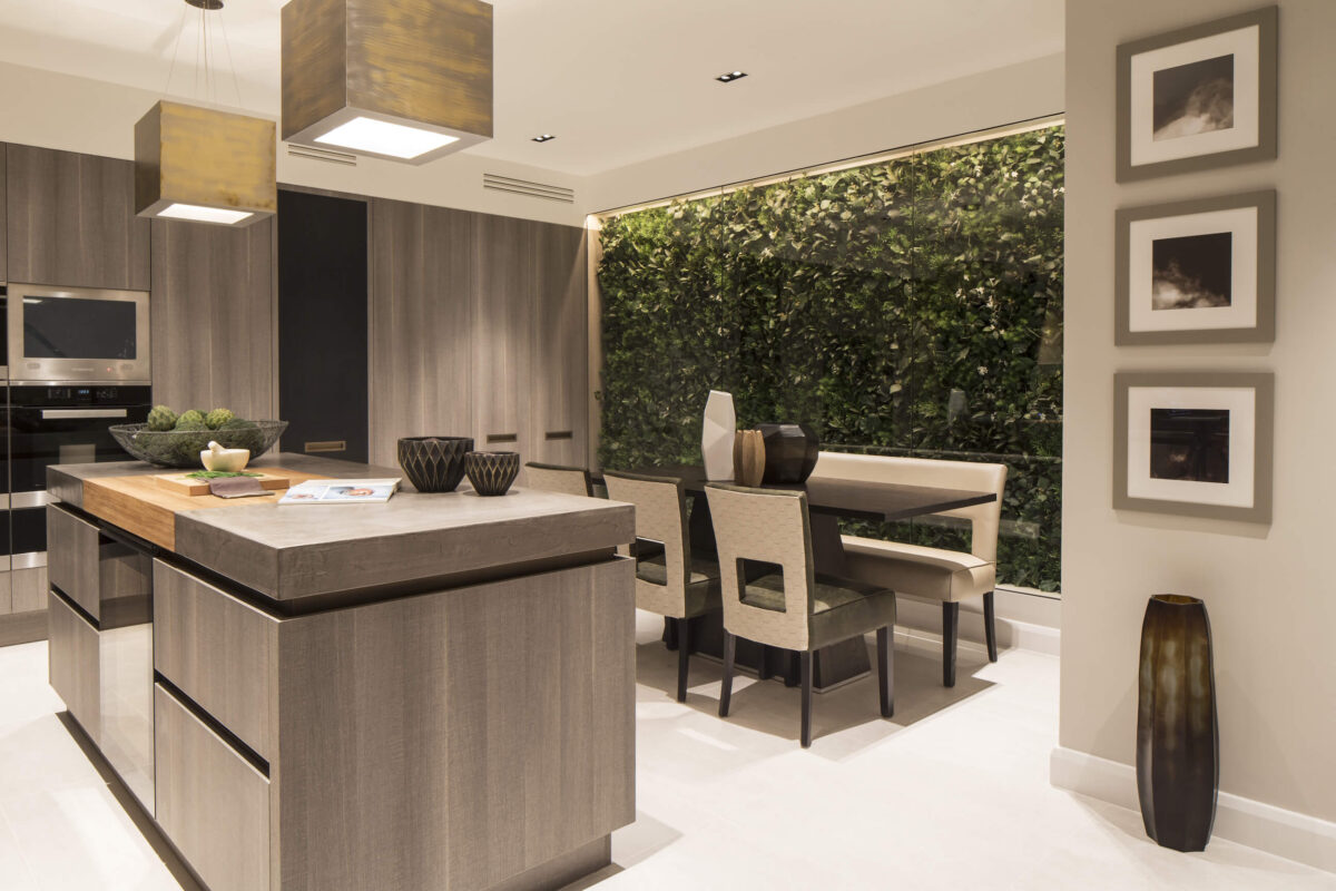 Roselind Wilson Design Creates Luxurious Contemporary 1,700 Sq Ft Flat ...