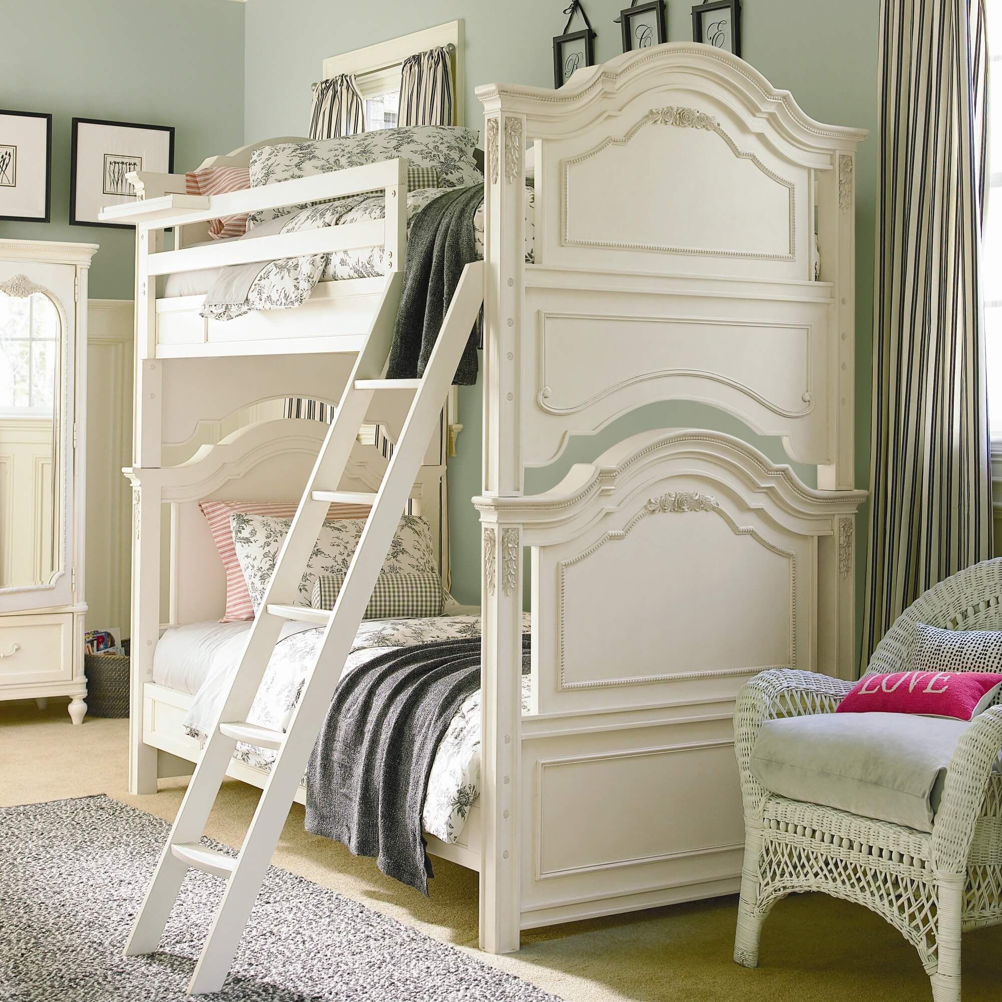18 Different Types of Bunk Beds (Ultimate Bunk Buying Guide)