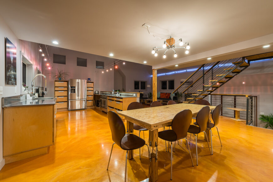 Stylish Contemporary “Loft” Home in New Hampshire – Home Stratosphere
