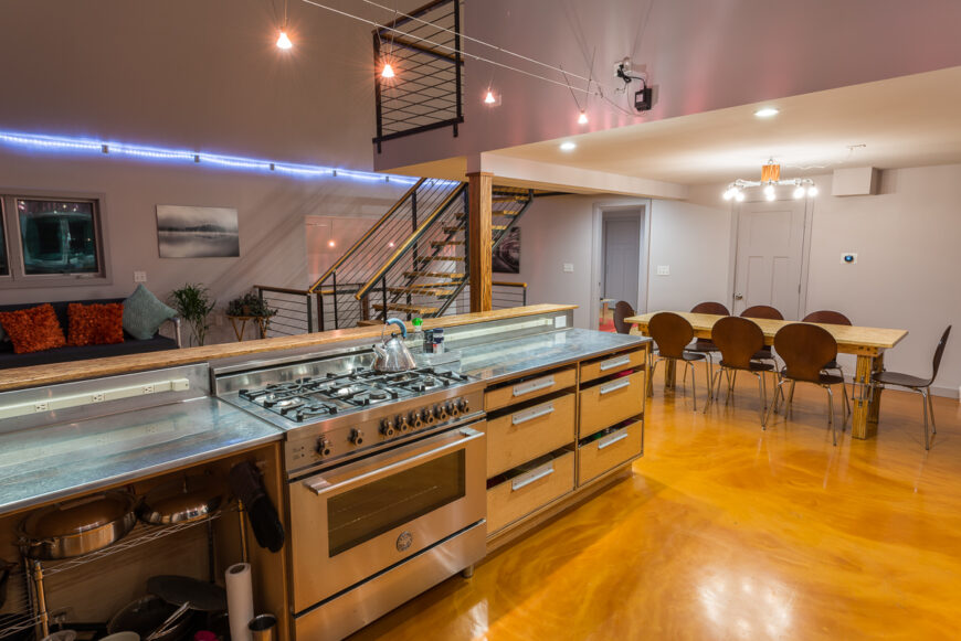 Stylish Contemporary “Loft” Home in New Hampshire – Home Stratosphere