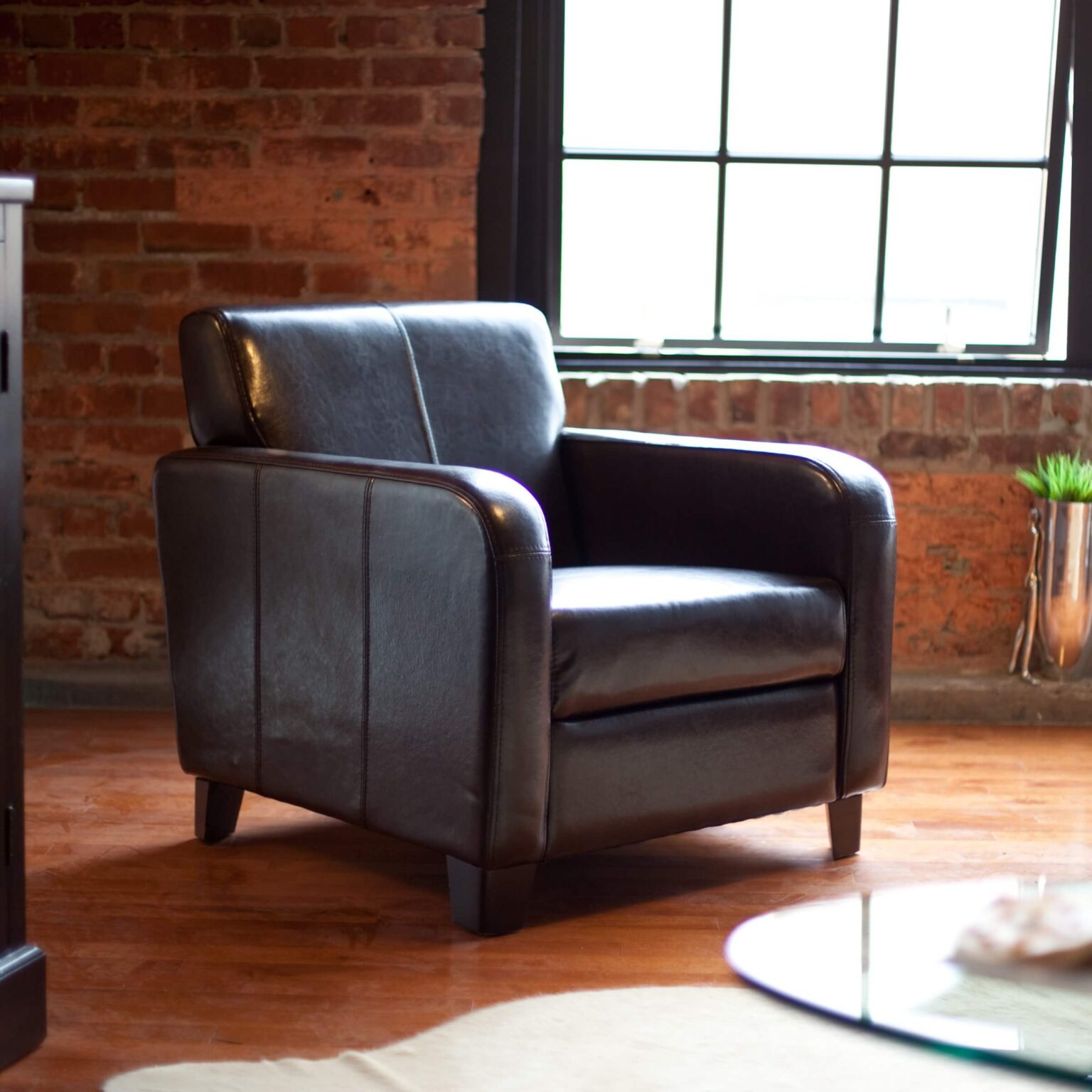 23 Types of Reading Chairs (Ultimate Buying Guide) – Home Stratosphere