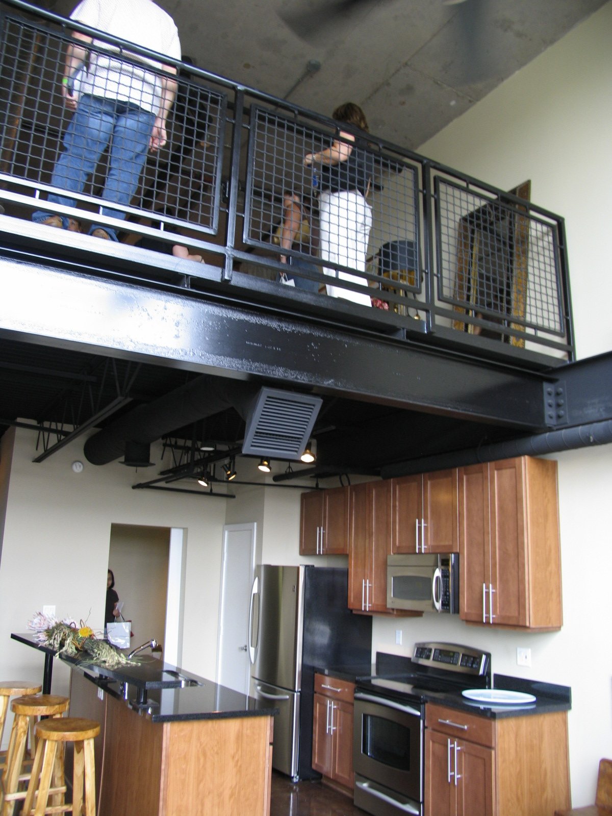 10 Chic Converted Warehouse Spaces into Apartments