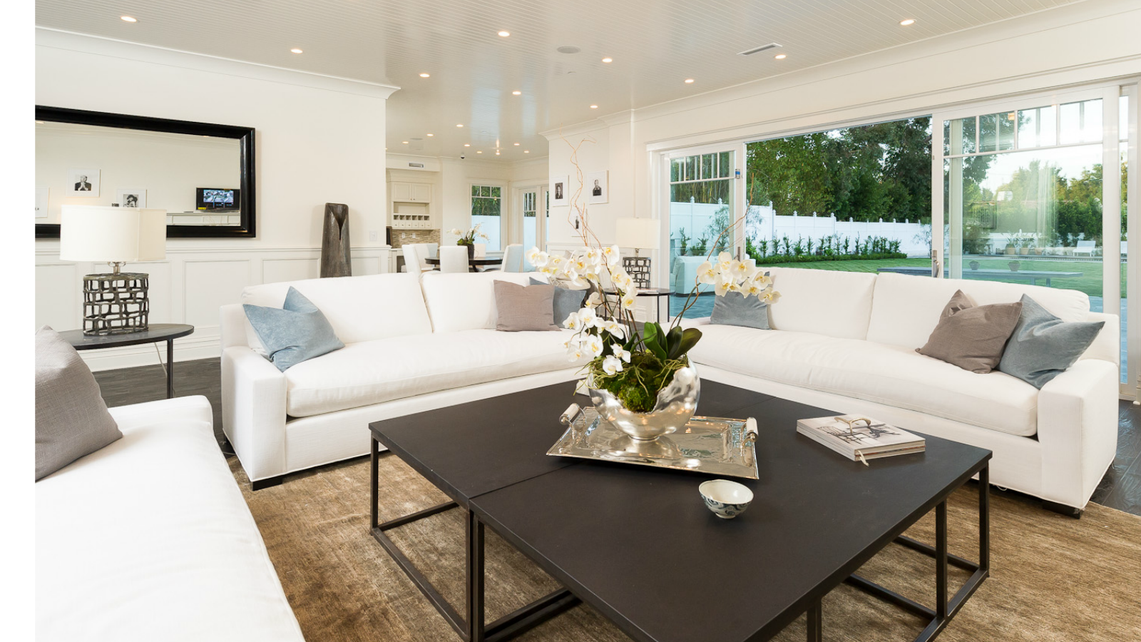 Magnificent Los Angeles Interior Design by Meridith Baer Home – Home ...