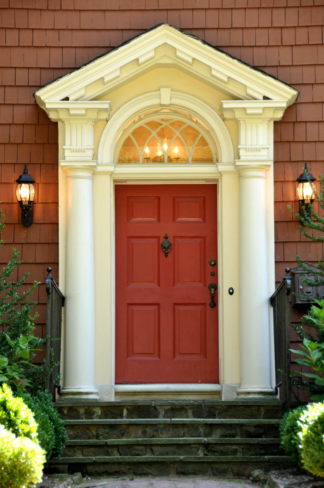 35 Different Red Front Doors (Many Designs & Pictures) – Home Stratosphere