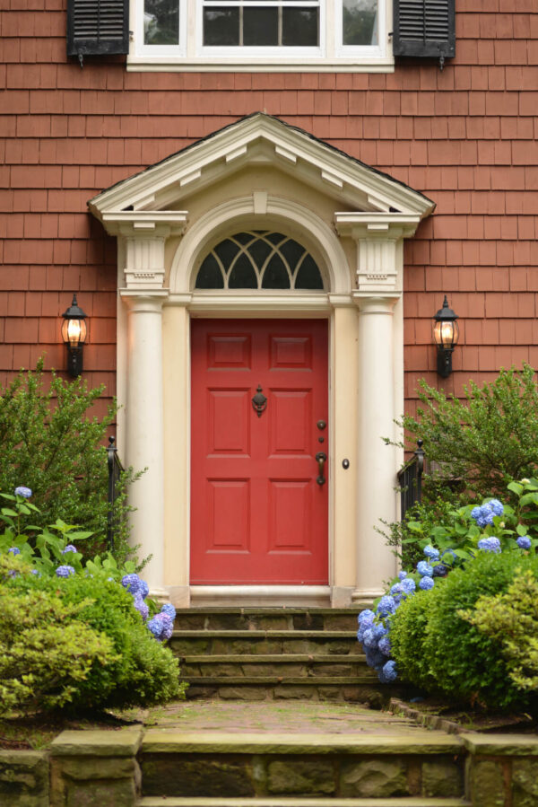 35 Different Red Front Doors (Many Designs & Pictures) – Home Stratosphere