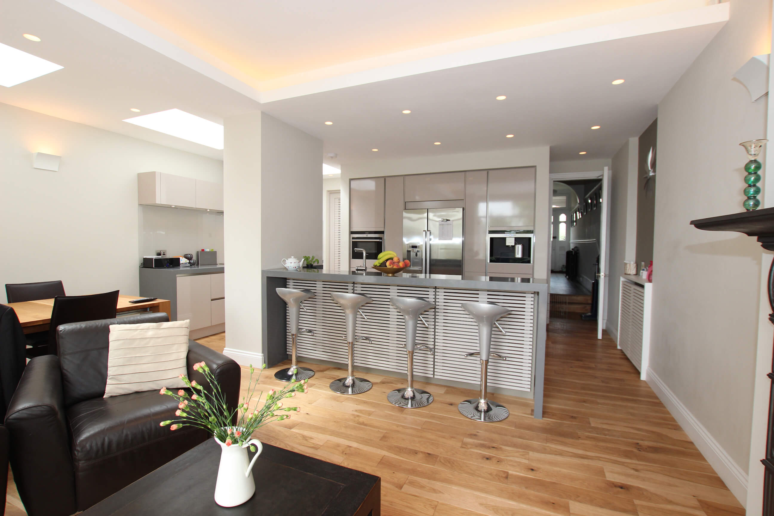 Spectacular LWK Kitchens Gallery