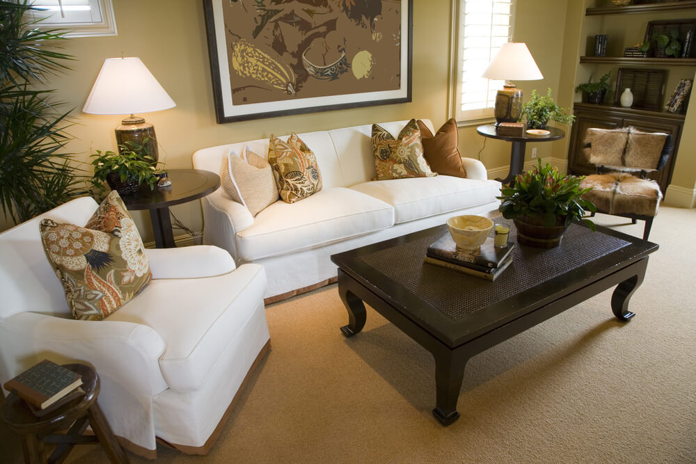 24 Living Room Design Ideas Featuring End Tables – Home Stratosphere