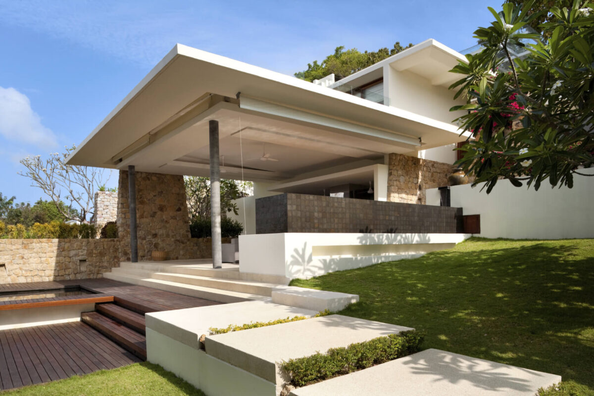 Breezy and Sprawling Tropical Island Villa With Infinity Pool – Home ...