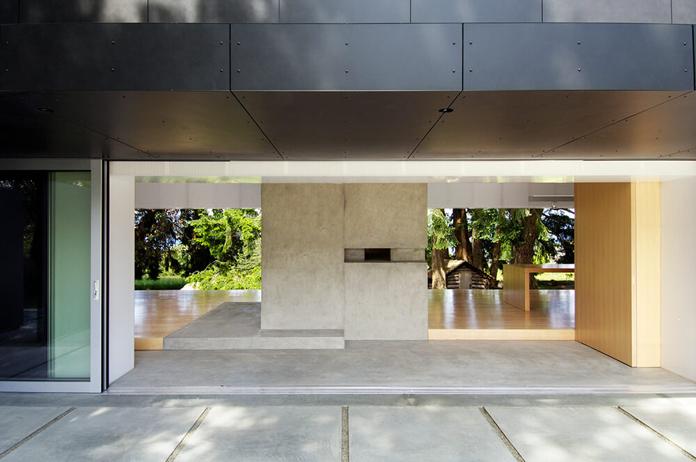 Stealthily Stunning Linear House By Patkau Architects – Home Stratosphere