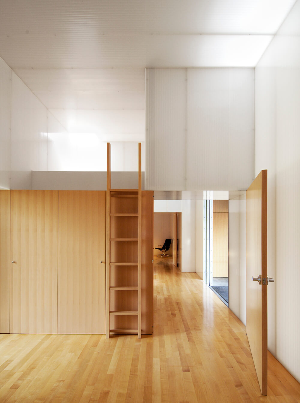 Stealthily Stunning Linear House By Patkau Architects – Home Stratosphere