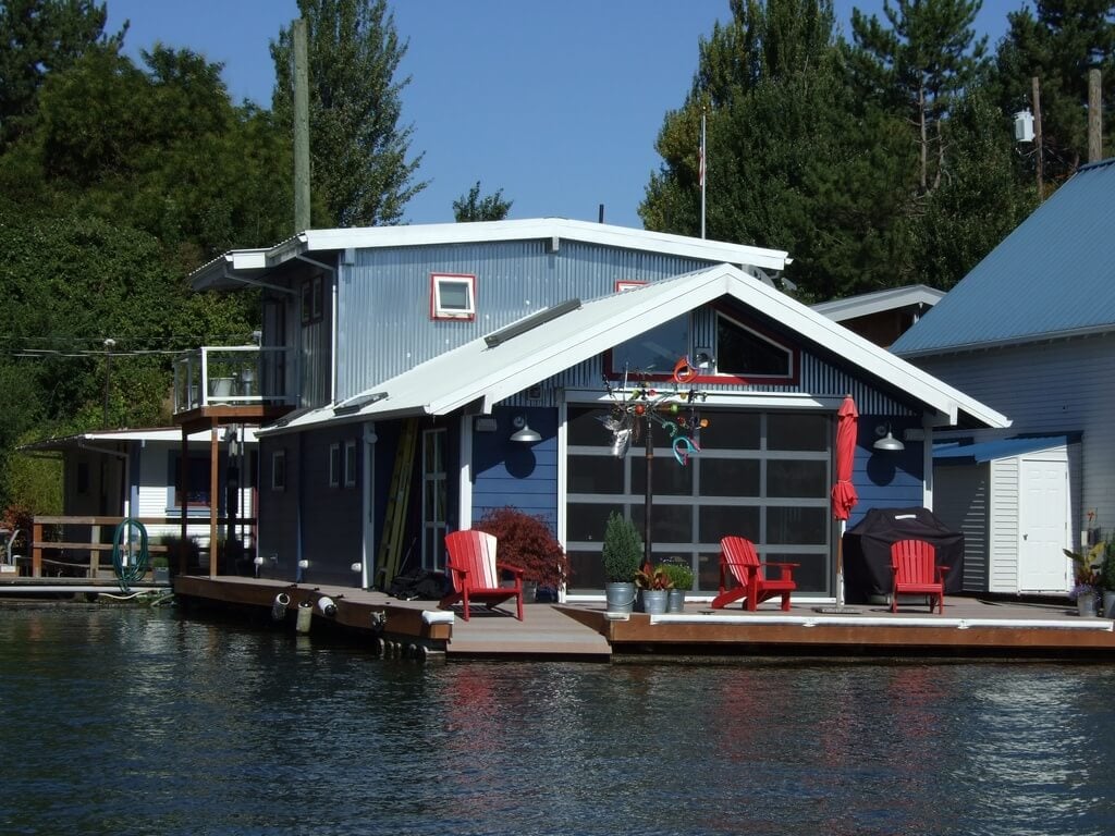 8 Types of Houseboats (Designs, Ideas, Examples & 40 Photos) - Home ...