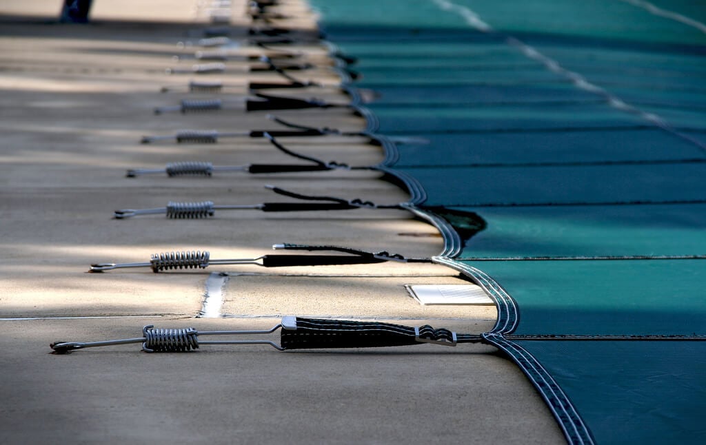 18 Fantastic Swimming Pool Covers (Ideas and Types)