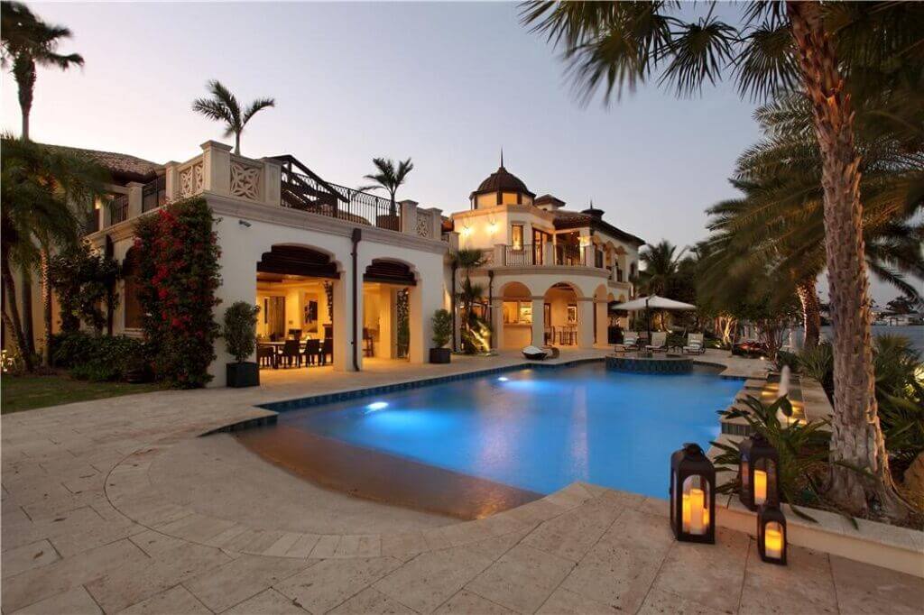 31 Unique Pool Shapes and Designs – Home Stratosphere