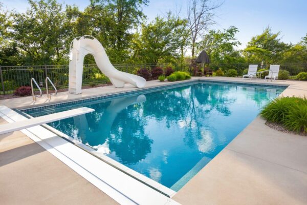 16 Amazing Swimming Pool Slides – Home Stratosphere