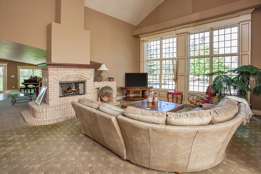 60 Living Room Ceiling Ideas Explored in Illustrated Design Guide