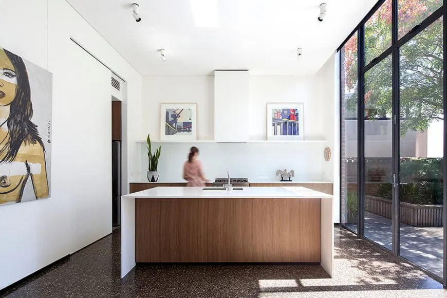 Breathtaking Mill Street House by Moloney Architects