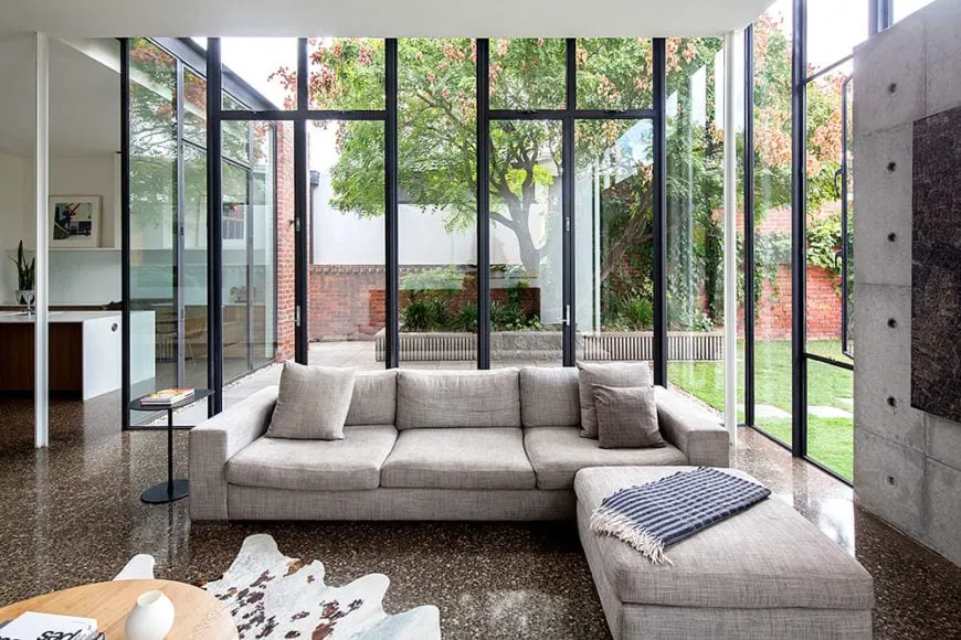 Breathtaking Mill Street House by Moloney Architects