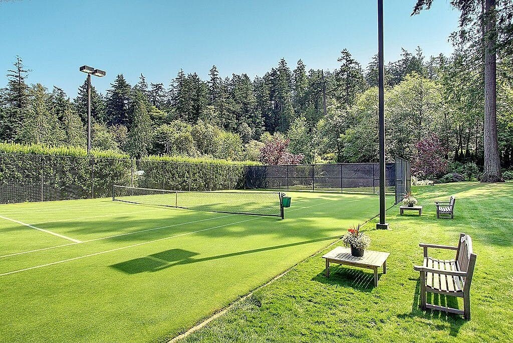 Top 10 lawn tennis court ideas and inspiration