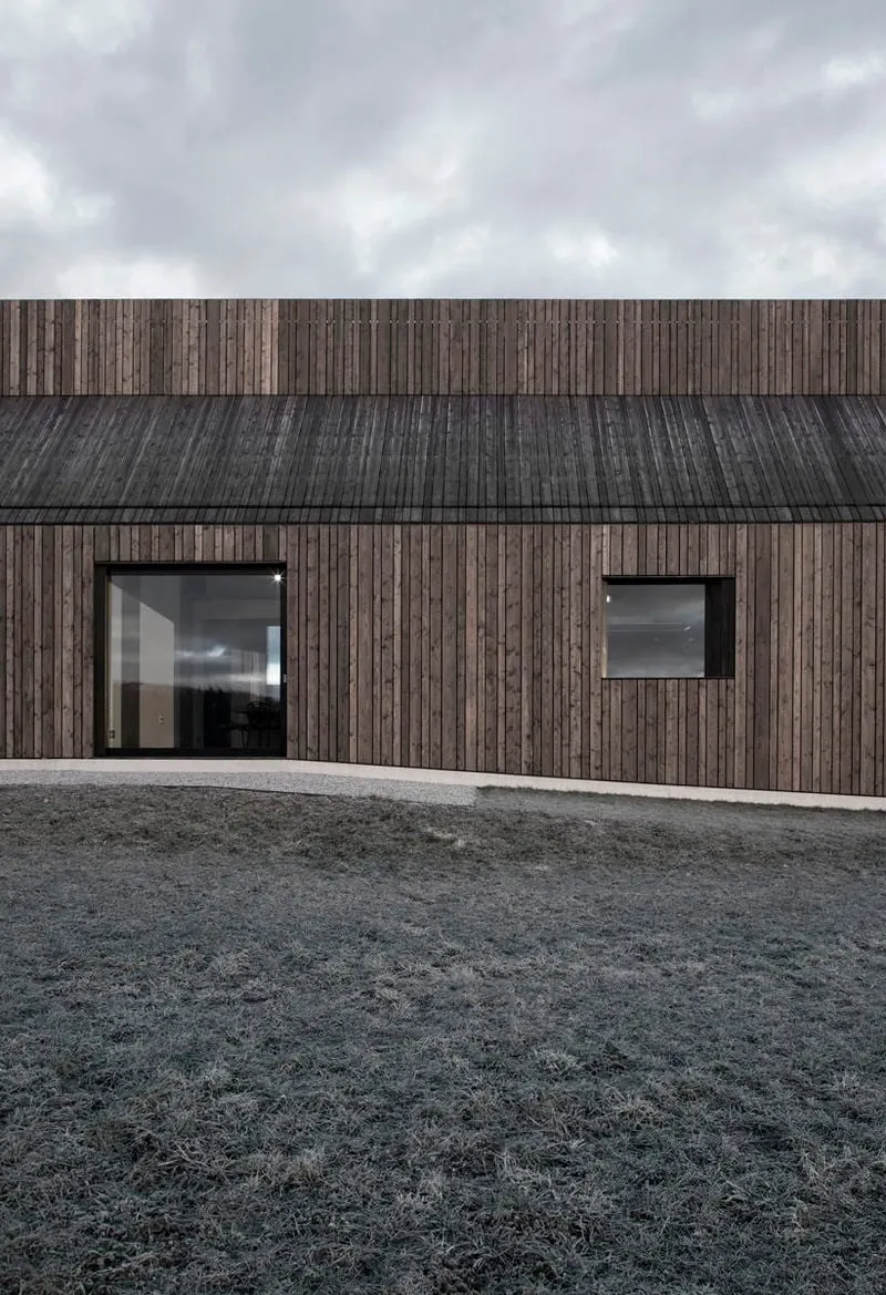 Chimney House by dekleva gregoric architects (Slovenia) - Home Stratosphere