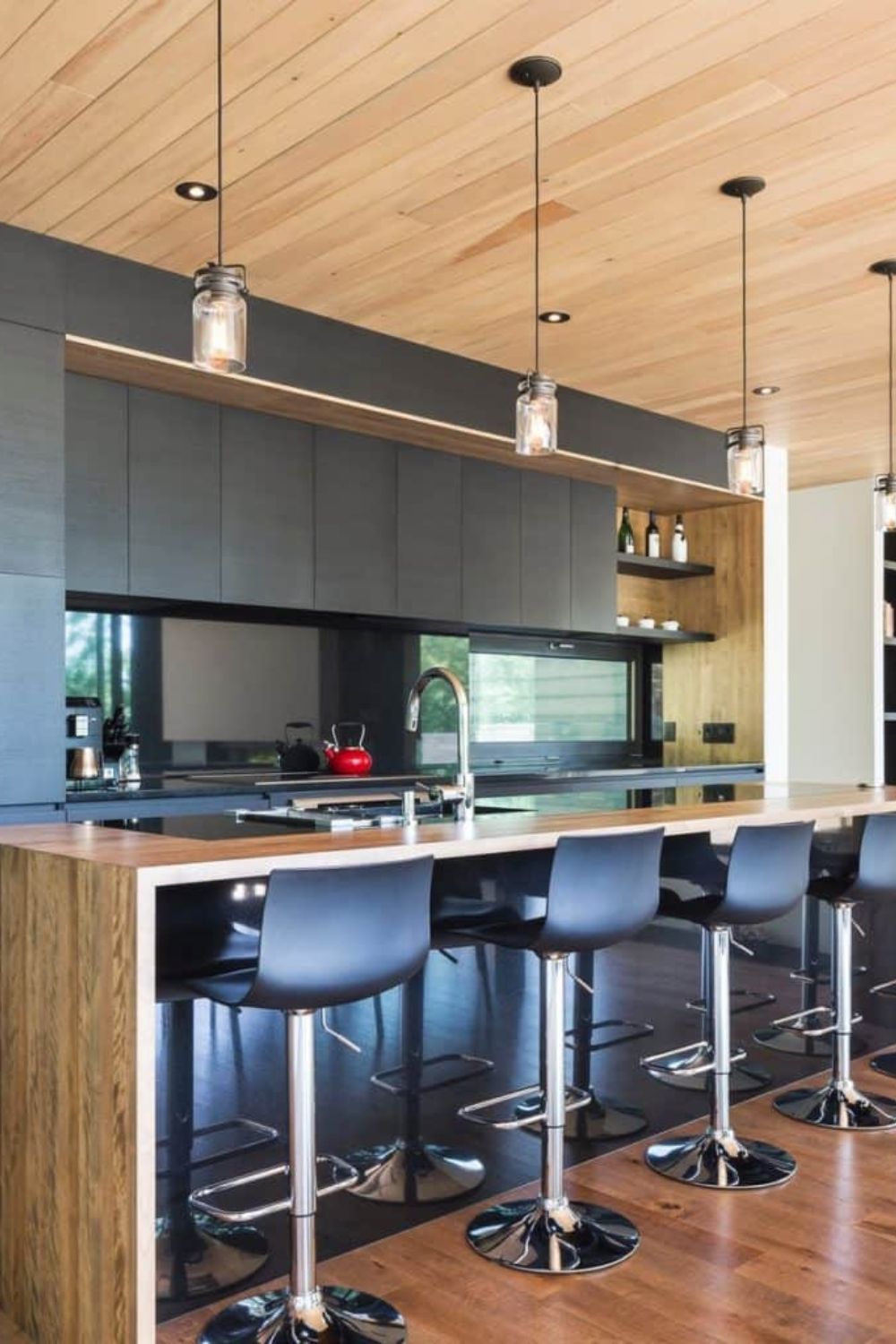 Unveiling the Power of the Kitchen Pendant Light: 23 Trending Kitchen ...