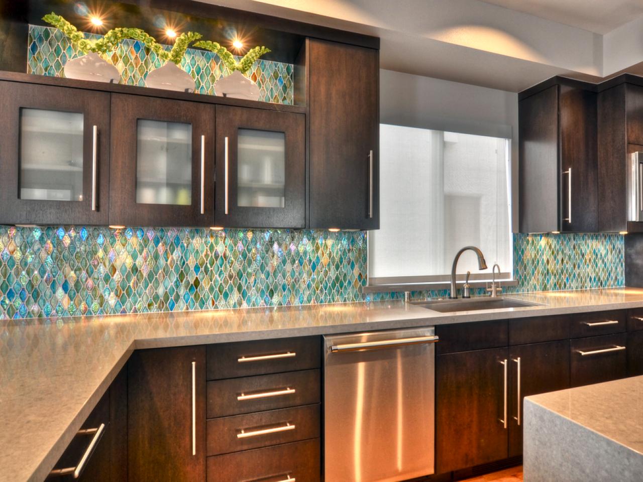 75 Kitchen Backsplash Ideas For 2021 Tile Glass Metal Etc 