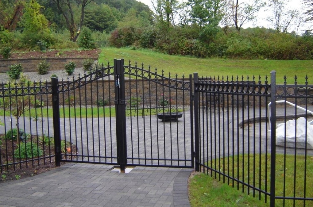 27 Fence Gate Options by Style, Shape, Material and Panel - Homeporio