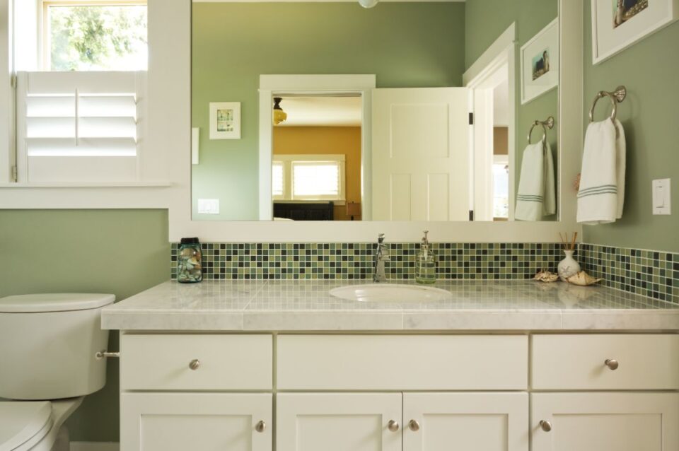 15 Most Popular Bathroom Vanity Tops: Materials, Styles and Cost