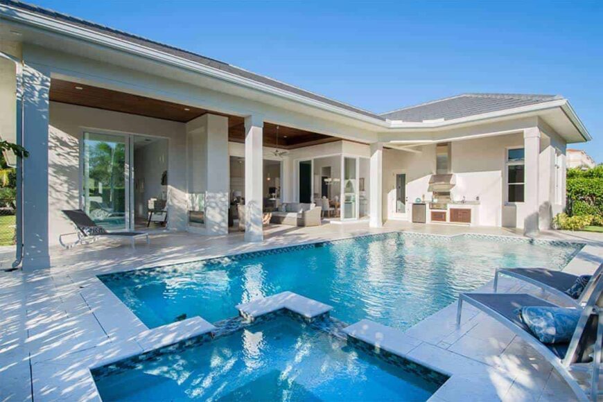 20 Beach Homes – Exterior and Interior Examples & Ideas (Photos)