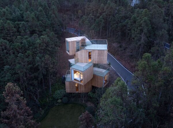 Terrific Tree House Design by Bengo Studio – Home Stratosphere
