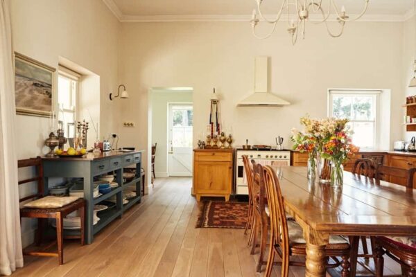11 Classic Country Dining Room Inspirations – Home Stratosphere