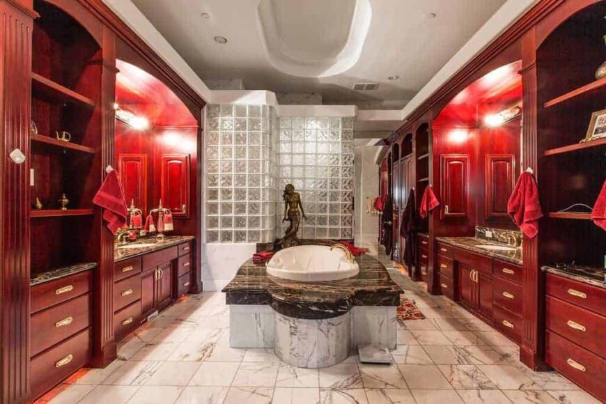 80 Traditional Primary Bathroom Ideas (Photos)