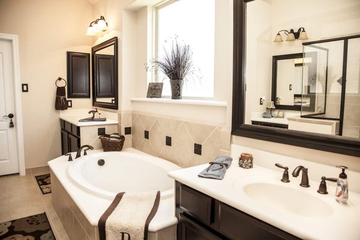18 Different Types of Bathroom Styles – Home Stratosphere