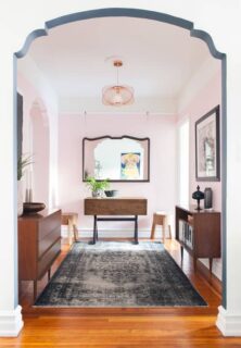 21 Rooms with Colors that Compliment Pink Interiors – Home Stratosphere