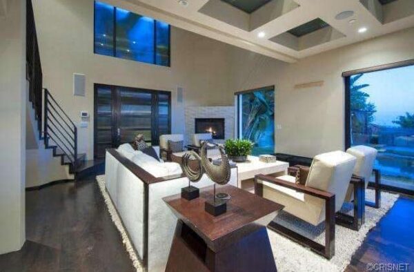 Reggie Bush’s Los Angeles Estate ($6 Million) – Home Stratosphere