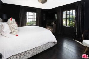 Usher’s Incredible Homes (Past and Present) – Home Stratosphere