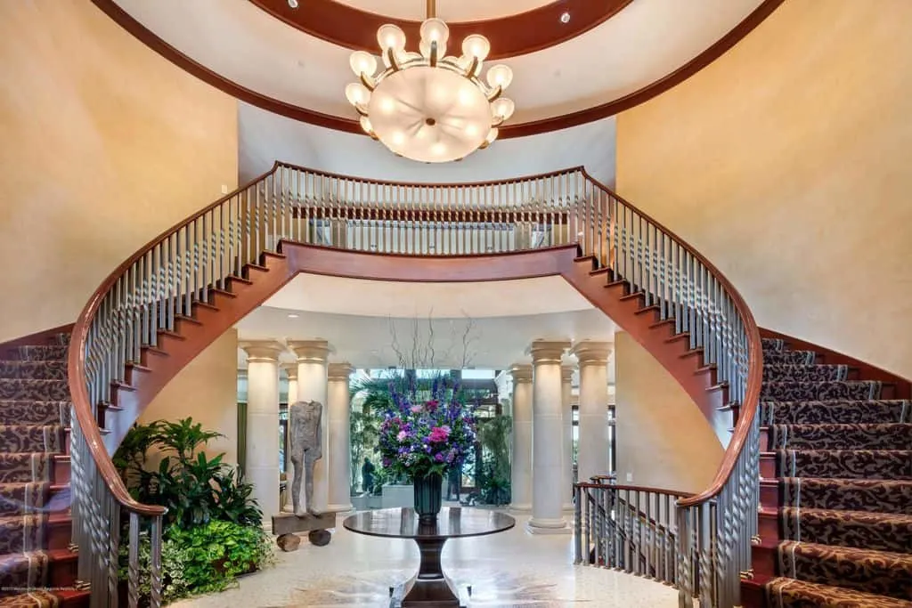 70 Mansion Foyer Ideas (Photos)