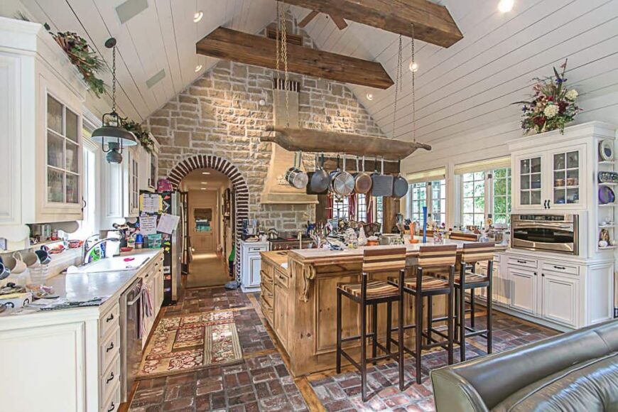 32 Kitchens with High Ceilings (Photos) – Home Stratosphere