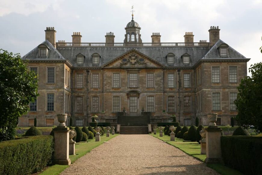 71 Best Castles and Manor Houses in England (Photos)