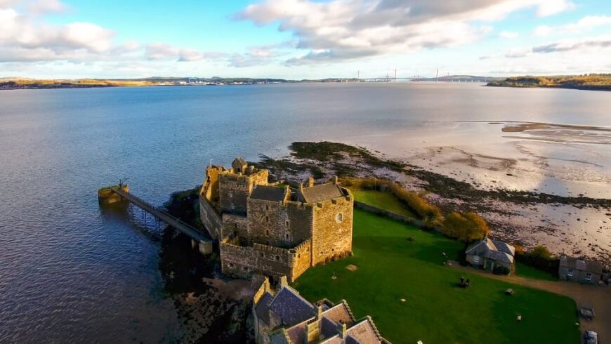46 Best Scottish Castles and Manor Houses (Photos) – Home Stratosphere