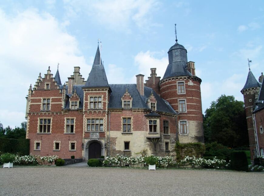 32 Best Castles in the Netherlands