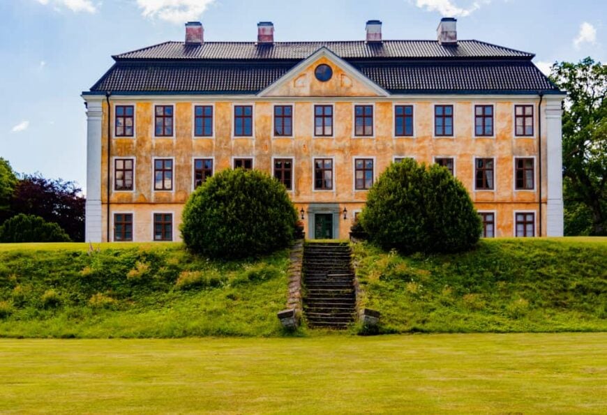 40 Best Swedish Castles, Palaces and Manor Homes (Photos)