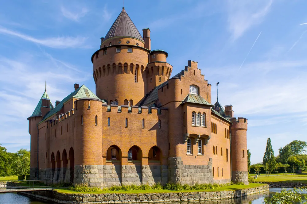 40 Best Swedish Castles, Palaces and Manor Homes (Photos)