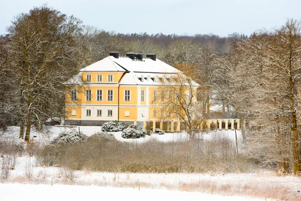 40 Best Swedish Castles, Palaces and Manor Homes (Photos)