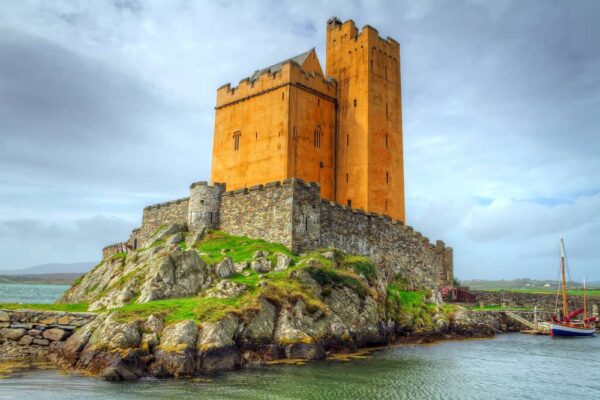 32 Best Irish Castles and Manor Houses (Photos A to Z)