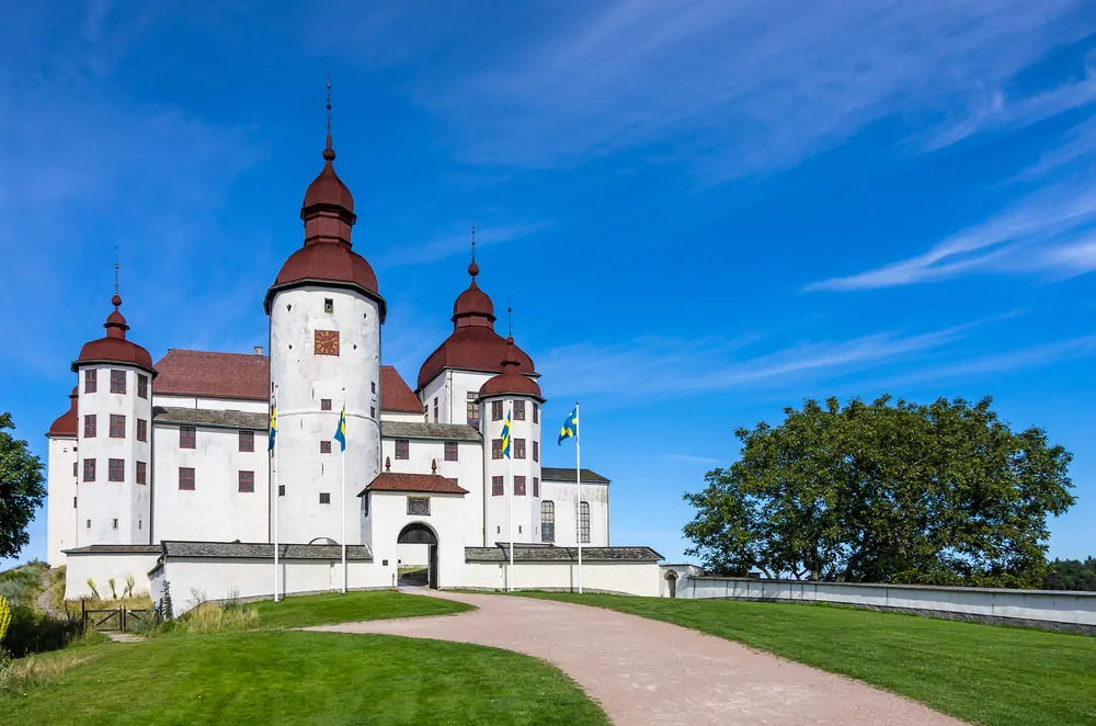 40 Best Swedish Castles, Palaces and Manor Homes (Photos)